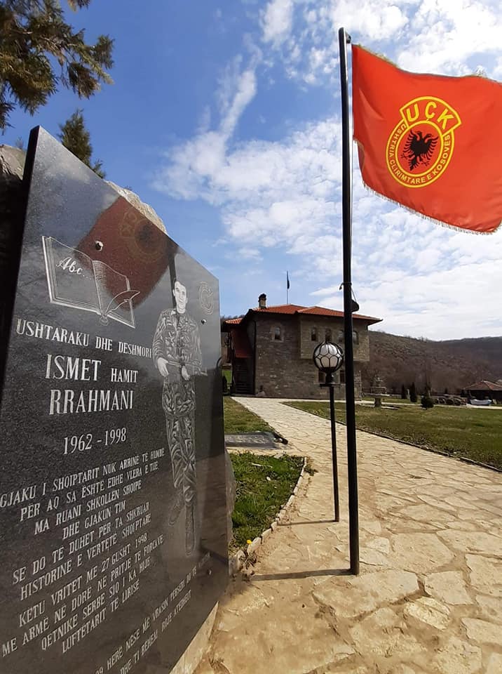 Më 27 gusht 2021 në Açarevë të Drenicës nderohet heroi i kombit, Ismet ...