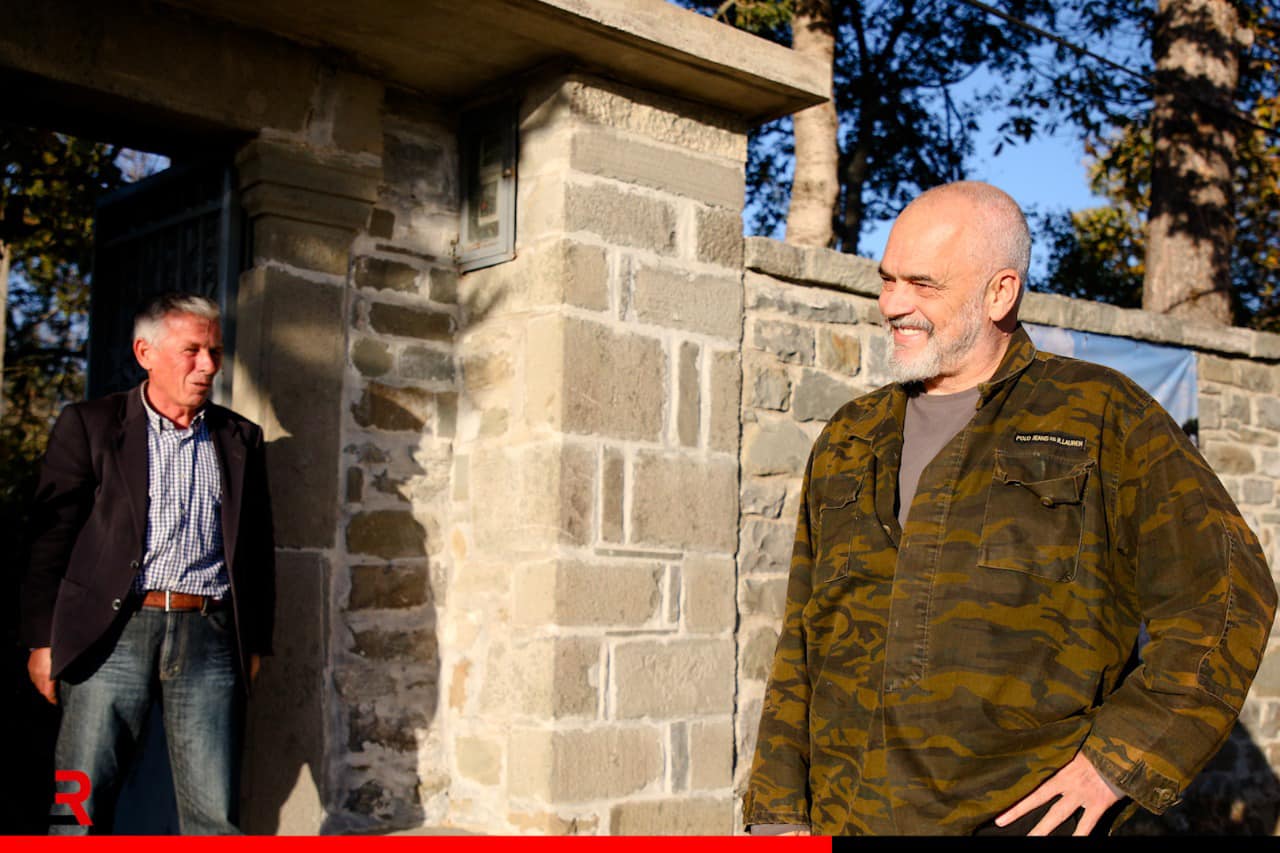 Edi Rama: Nga raporti i CIA-s del që PD-ja është financuar nga paratë ... Edi Rama: Nga raporti i CIA-s del që PD-ja është financuar nga paratë ...
