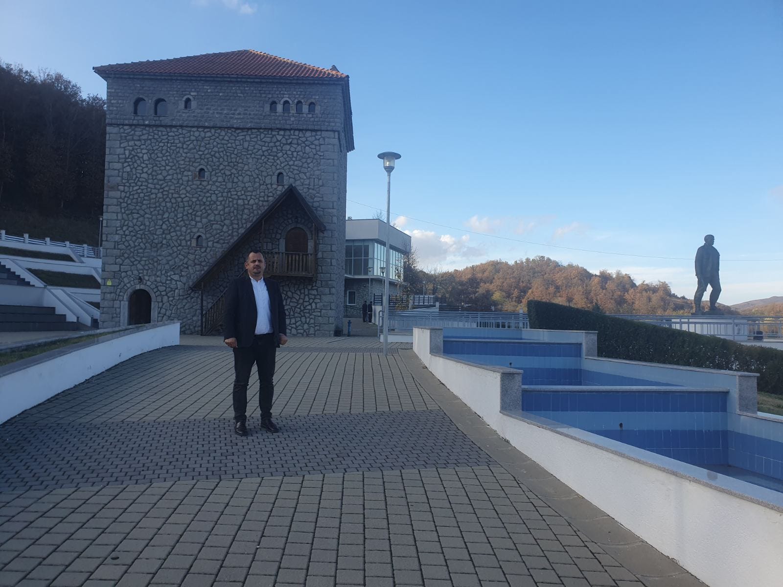 Drejtori i AMKMK-së, z. Imer Hakaj me bashkëpunëtor, vizituan ...