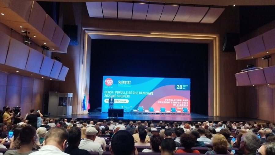 Në Shqipëri janë publikuar të dhënat e para të Censit të Popullsisë dhe ... Në Shqipëri janë publikuar të dhënat e para të Censit të Popullsisë dhe ...
