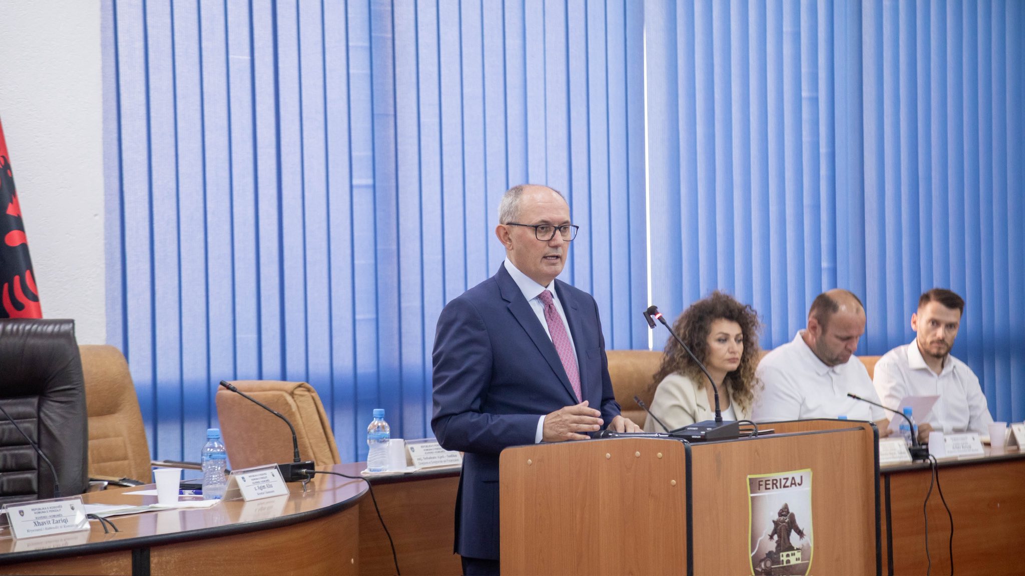 Miratohet Korniza Afatmesme Buxhetore për vitet 2026–2028 - Radio ...