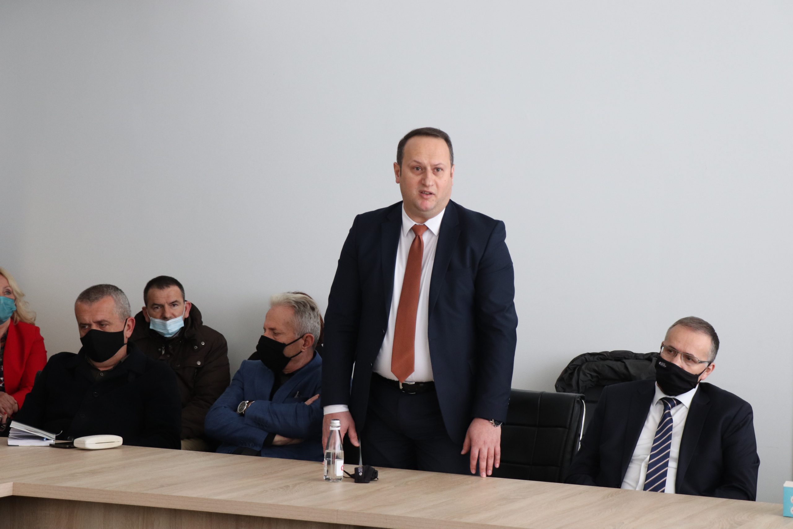 Albert Zogaj: Puna e gjykatave për shërbime esenciale nuk mund të ...
