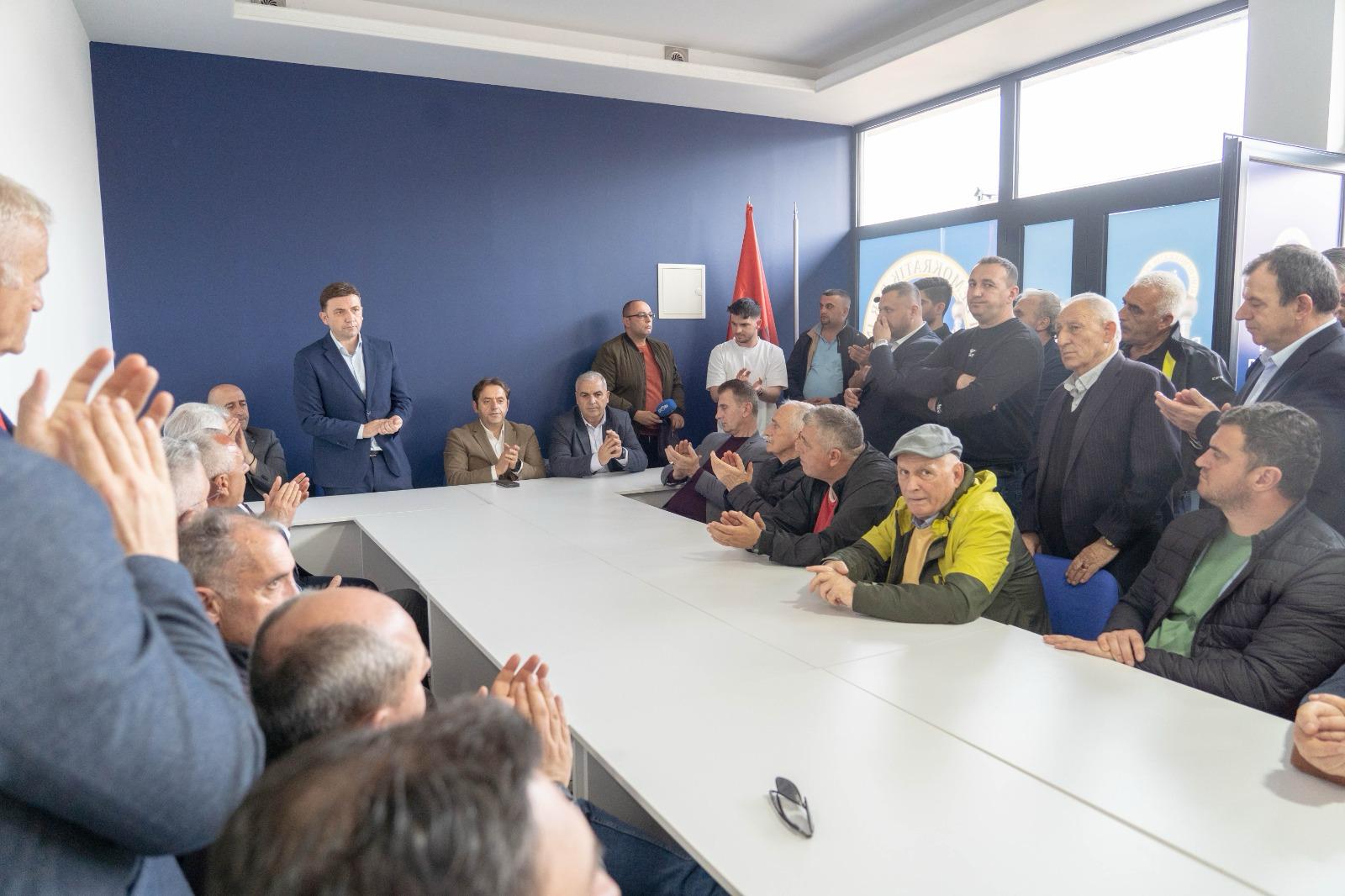 Hapet shtabi i BDI-së në Vrapçisht, Osmani: Bashkohuni me ne, do jetë ...