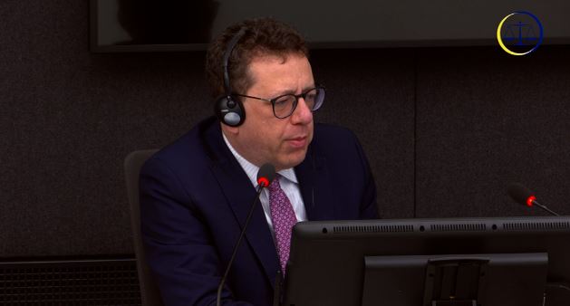 Para trupit gjykues të Gjykatës Speciale, në Hagë, ka dëshmuar ...