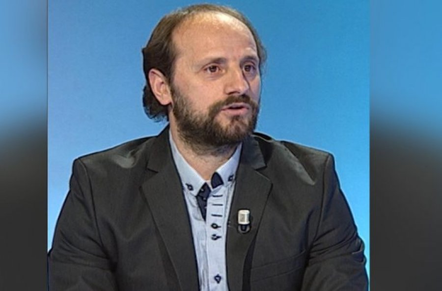 Dritan Goxhaj: Veni, Vidi, Vici dhe Vuçiçi - Radio Kosova e Lirë