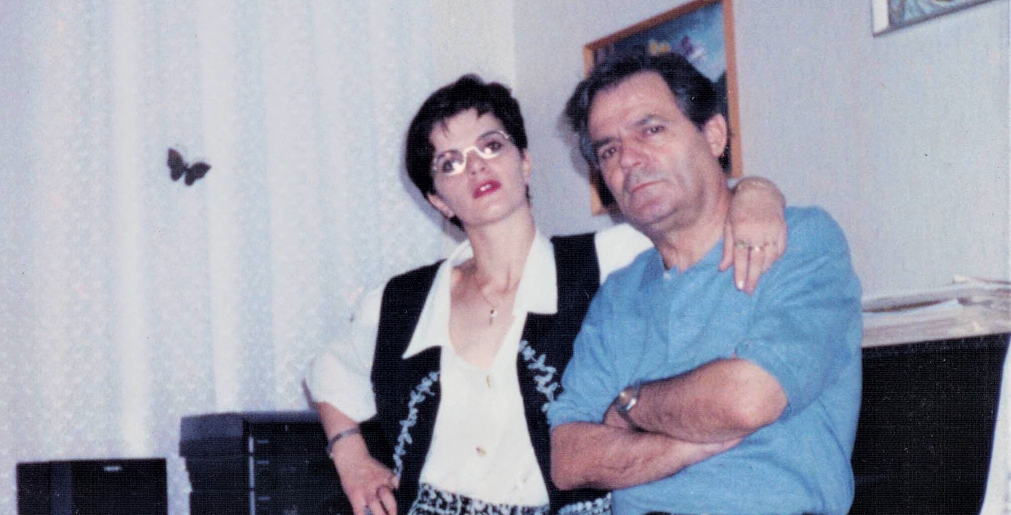 Albert Zholi: Flet Etrita Ibrahimi, vajza e “Artistit të Popullit” Feim ...