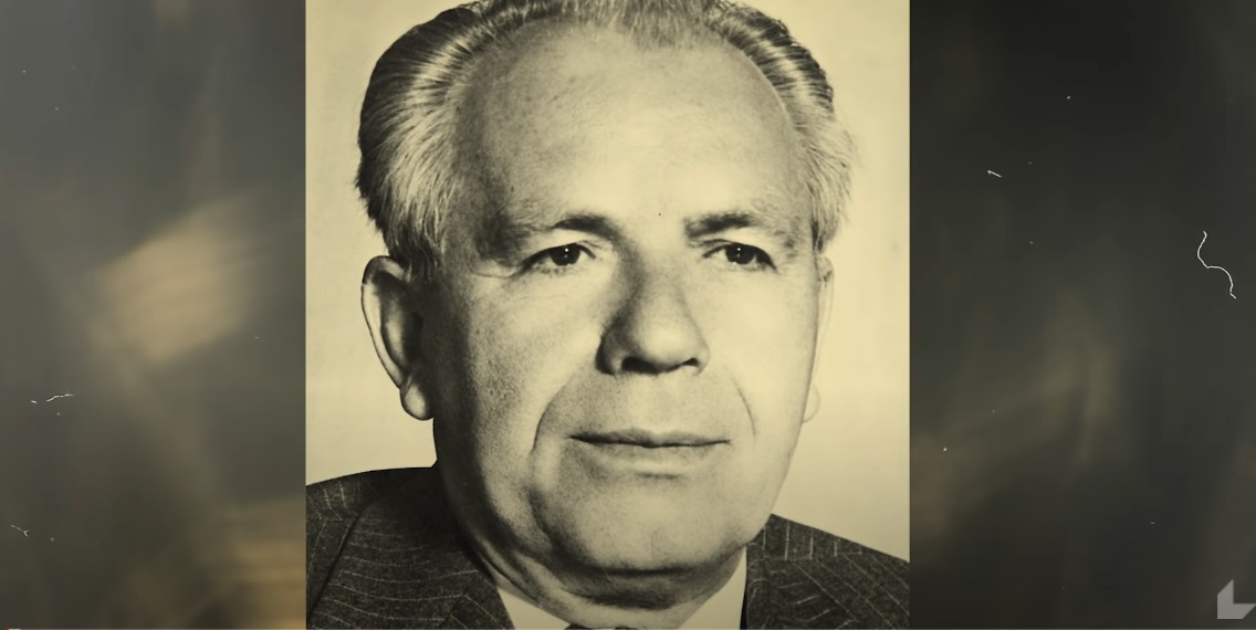 Halil RAMA: 106 vjetori i lindjes - FADIL HOXHA, NË OPTIKËN E QOSES ...