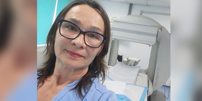 Luljeta Abdullahu: Një tufë poezish tematikash të ndryshme - Radio ...