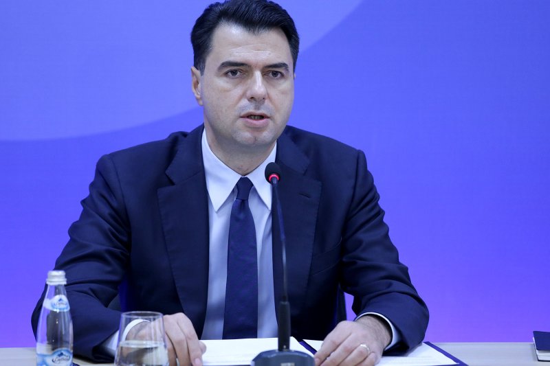 Lulzim Basha: Sa herë do të fshehë diçka, “Sali non-grata” hap thesin e ...