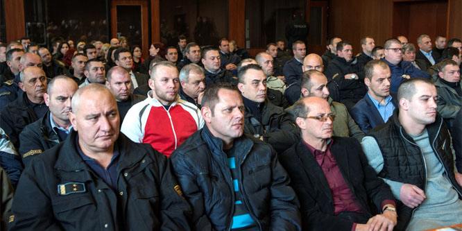 Gjykata Themelore e Shkupit ka dënuar me nga 1200 euro avokatët: Naser ...