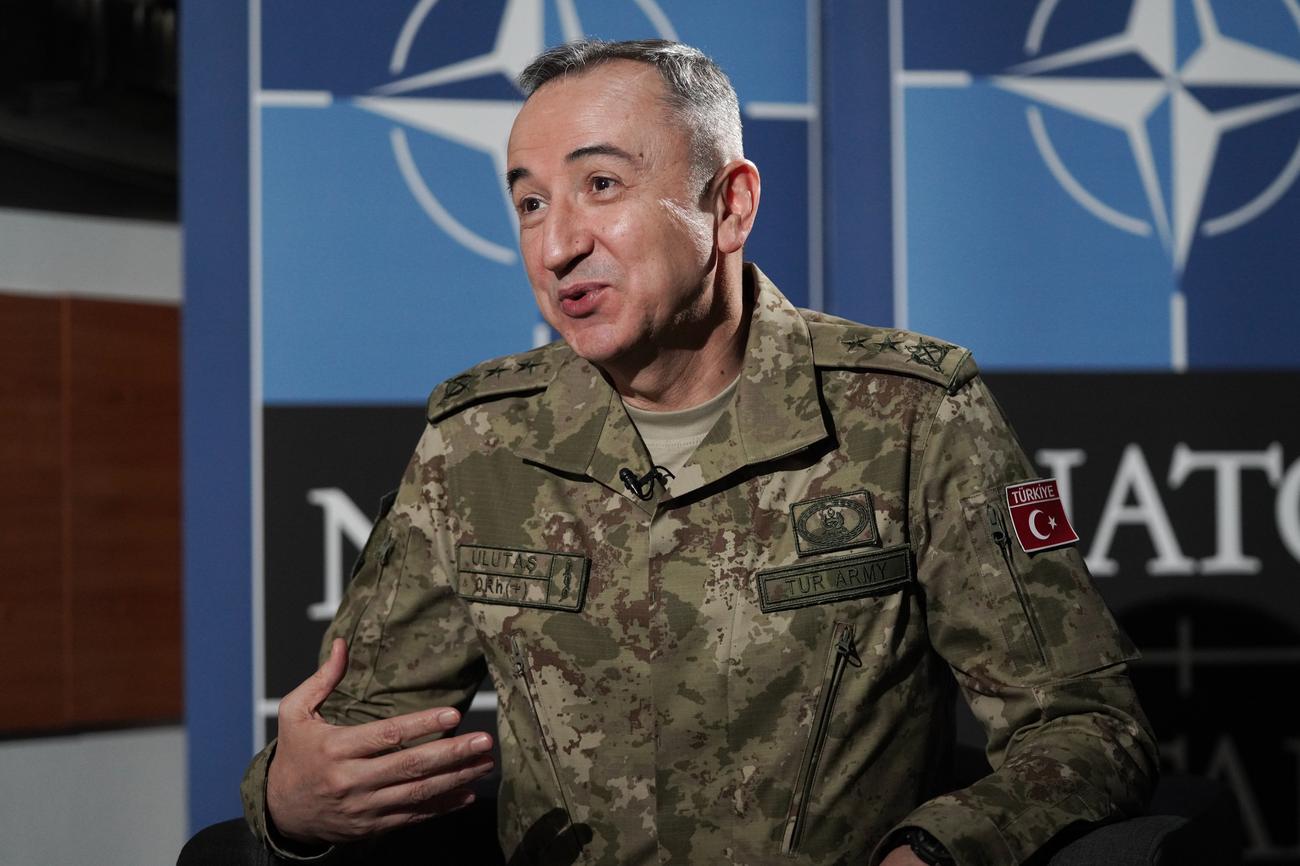 Komandanti i KFOR-it, gjenerali turk, Ozkan Ulutash, ka qëndruar në një vizitë zyrtare, në ...