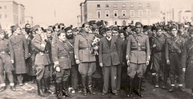 Sot shënohet 29 Nëntori, festa e Çlirimit të Shqipërisë nga pushtimi ...