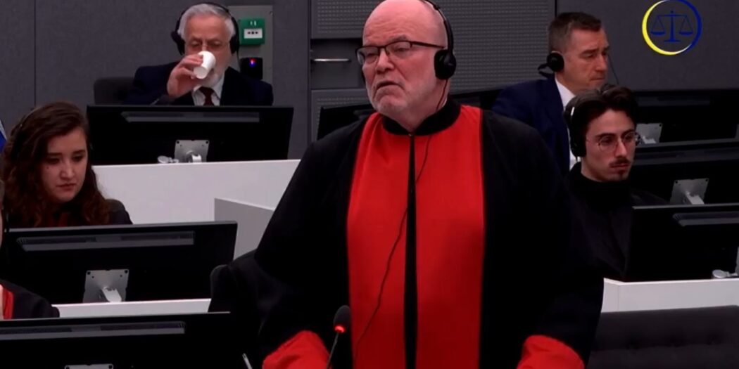 Avokati, Gregory Kehoe, në fjalën e tij hyrëse ka thënë se Hashim Thaçi ...