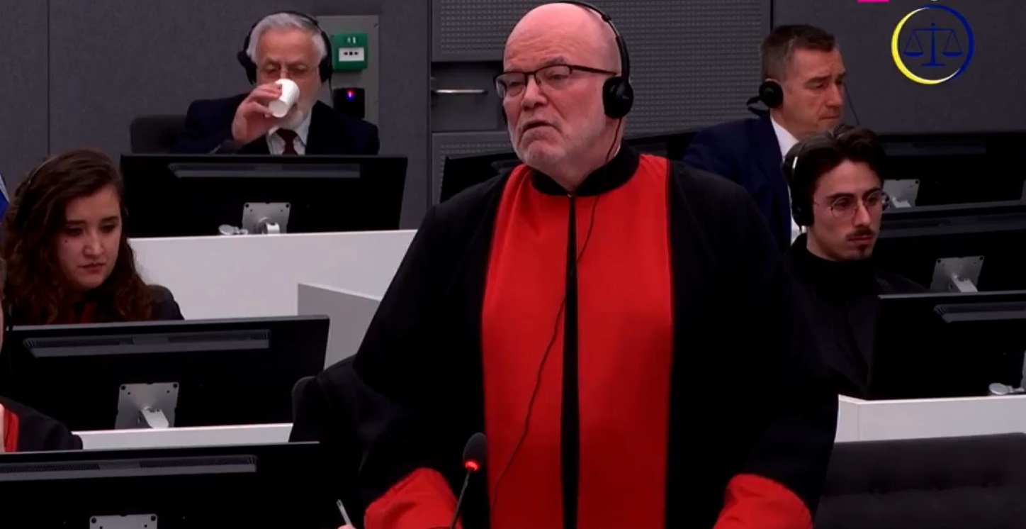 Avokati, Gregory Kehoe, në fjalën e tij hyrëse ka thënë se Hashim Thaçi ...