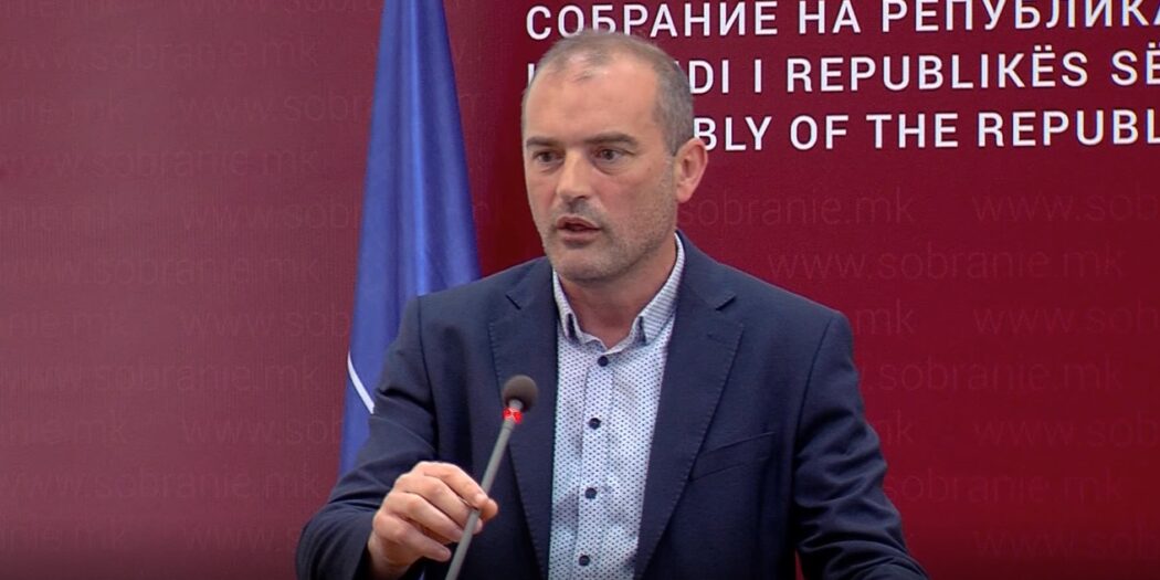 Deputeti Halil Snopçe, kërkoi që të tërhiqet propozim ligji për ...