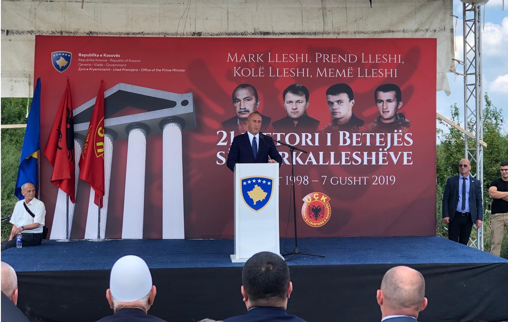 Në Vraniq të Gjakovës përkujtohen dëshmorët Mark Lleshi, Prend Lleshi ...