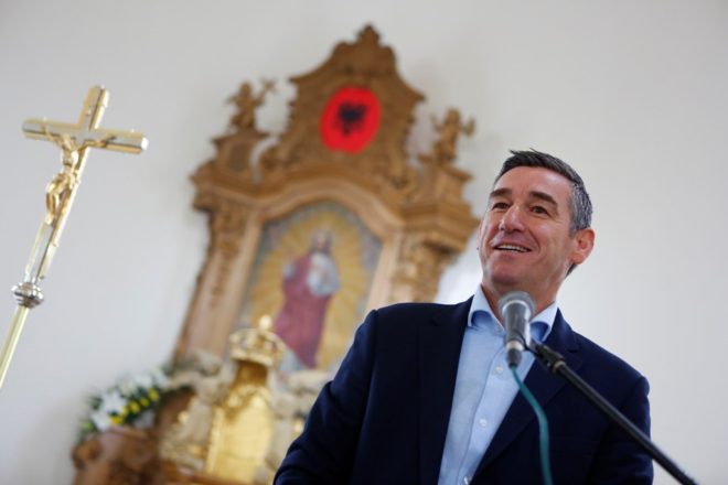 Kryetari Veseli mori pjesë në shugurimin e kishës “Shën Abrahami” në ...