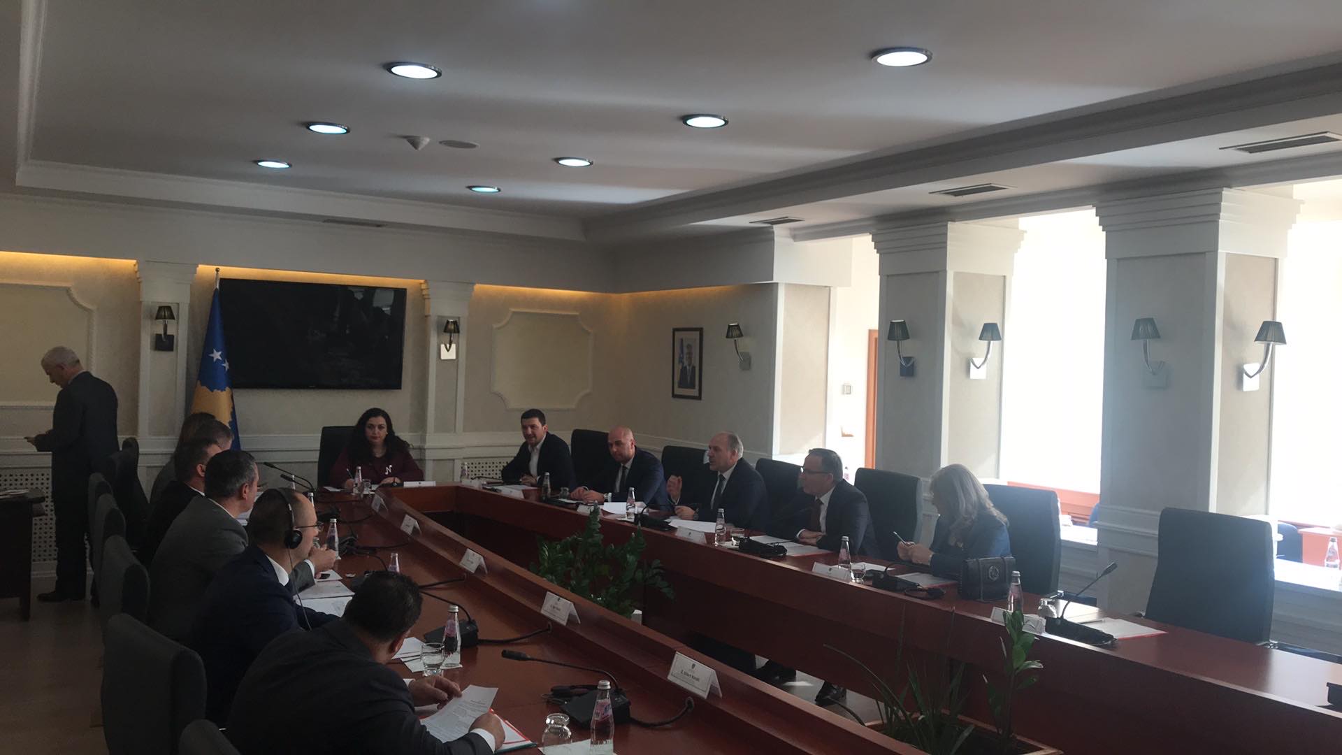 Kryesia e Kuvendit të Kosovës, sot mbanë mbledhjen e radhës në të cilën ... Kryesia e Kuvendit të Kosovës, sot mbanë mbledhjen e radhës në të cilën ...