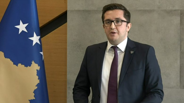 Ministri i Bujqësisë, Besian Mustafa thotë së Kosova ka grurë të ...