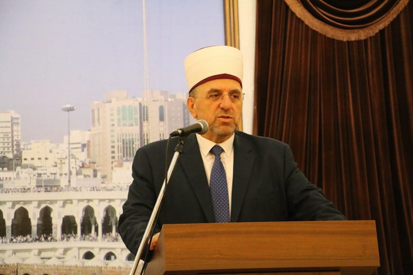 Myftiu i Kosovës, Naim Tërnava, ka uruar ipeshkvin e Kosovës, Dodë ...