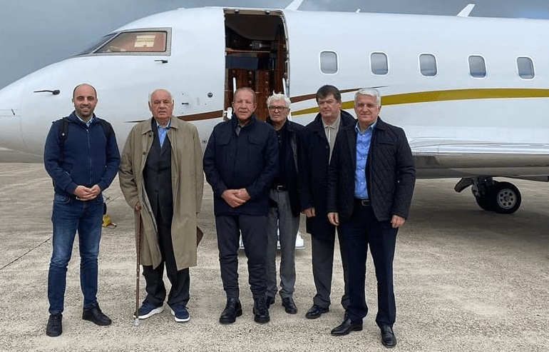 Behxhet Pacolli me Alfred Moisiun, Rexhep Meidanin, Bamir Topin dhe ... Behxhet Pacolli me Alfred Moisiun, Rexhep Meidanin, Bamir Topin dhe ...