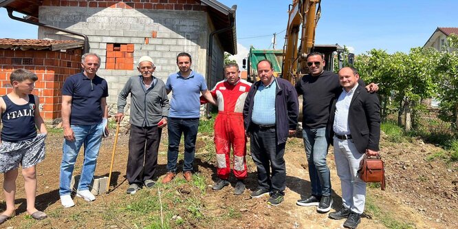 Filloi ndërtimi i afro 1 km rrugë në fshatin Bubavec - Radio Kosova e Lirë