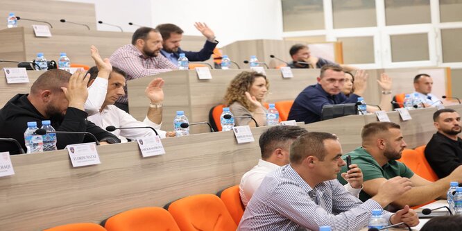 U mbajt mbledhja e II - të e jashtëzakonshme e Kuvendit të Komunës ... U mbajt mbledhja e II - të e jashtëzakonshme e Kuvendit të Komunës ...