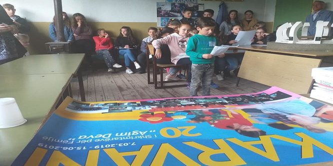 KSHF “Agim Deva” – Takoi nxënësit e SHFMU-ve në Lladrovc dhe Astrazup ...