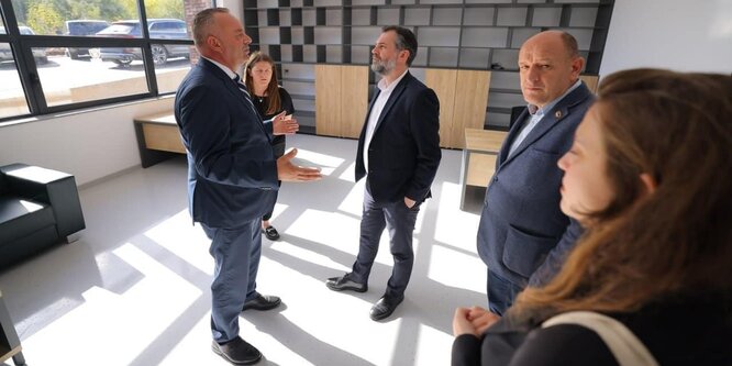 Është inauguruar Qendra Rinore e Kompleksi Turistik “Fitnete Ramosaj ...