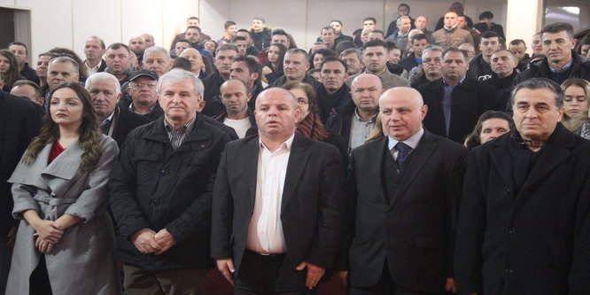 Në Rahovec mbahet manifestim përkujtimor e kulturor për shënimin e 30 ...