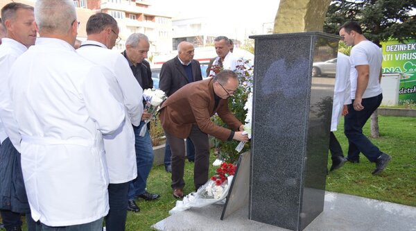 U përkujtua dr. Shpëtim Robaj në 24 vjetorin e rënies - Radio Kosova e Lirë