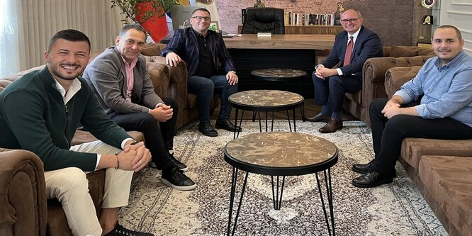 Kryetari Aliu ka pritur në takim drejtorit e Kompanisë "Enternet ...