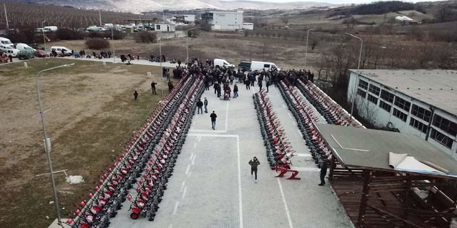 Shpërndahen 301 motokultivatorë (benasë) për fermer të komunës së ...