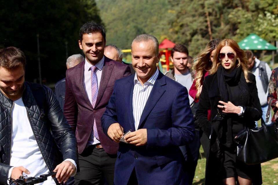Kandidati i Aleancës Kosova e Re për Prishtinën, Selim Pacolli, ka ...