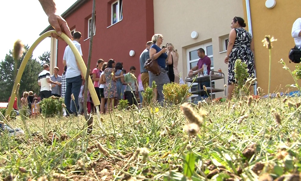 Fondacioni SOS “Fshatrat e Fëmijëve në Kosovë” vepron qe 18 vjet dhe ...