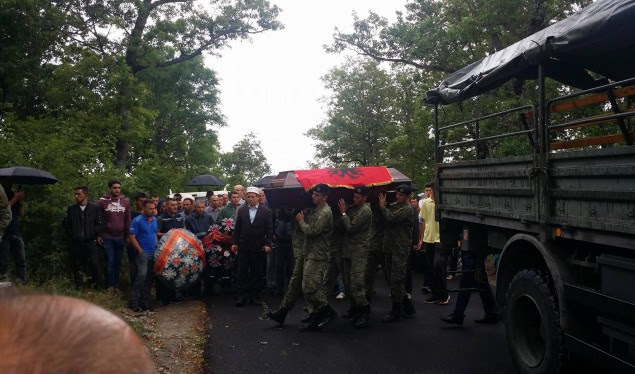 Idriz Vehapi i ka dhënë lamtumirën e fundit, veteranit të ndjerë të UÇK ...