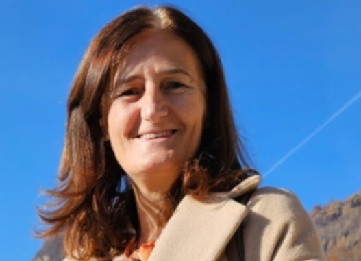 Prof. Zejnije Lokaj-Mehmetaj: Pjesëmarrja e femrës deçanase ne grupet ...